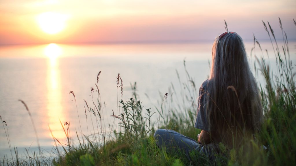 How do Grounding Sheets Work? The Science behind Earthing - Get Grounded